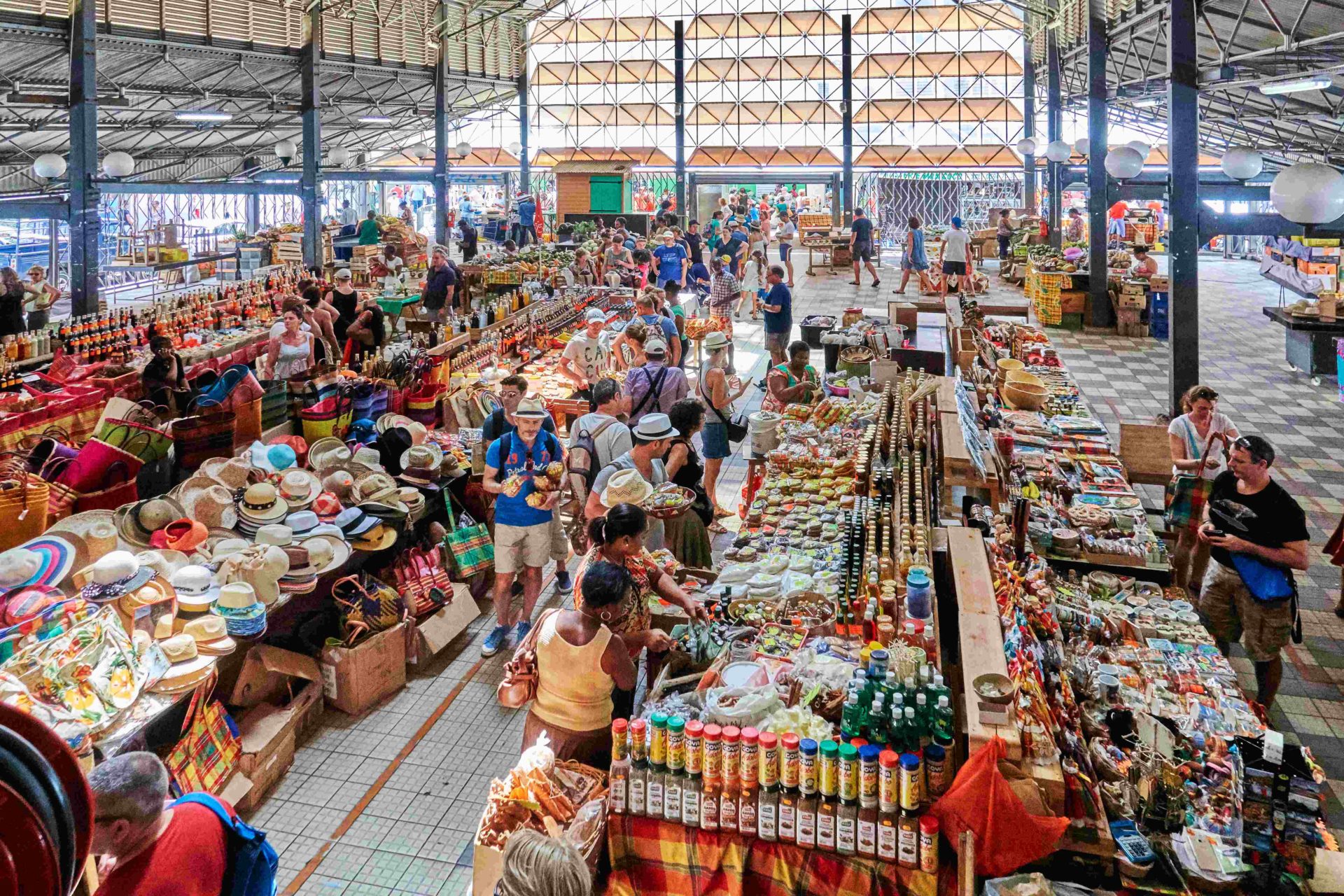 Fort de France Market & Local Restaurants - Cruise Friendly EN